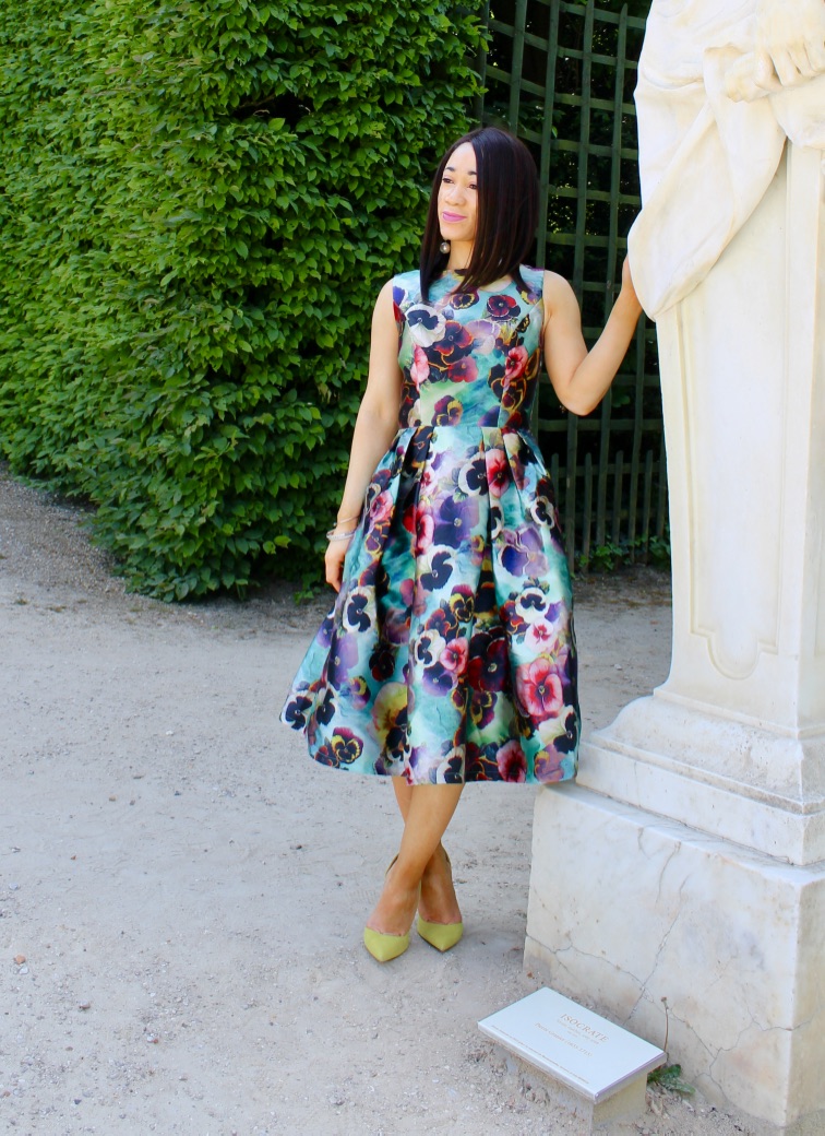 BLOOMING ROMANCE: LA ROBE A FLEURS